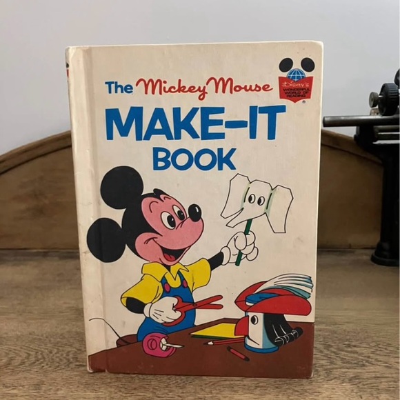 Other | The Mickey Mouse Makeit Book 1974 Wonderful World Of Reading ...